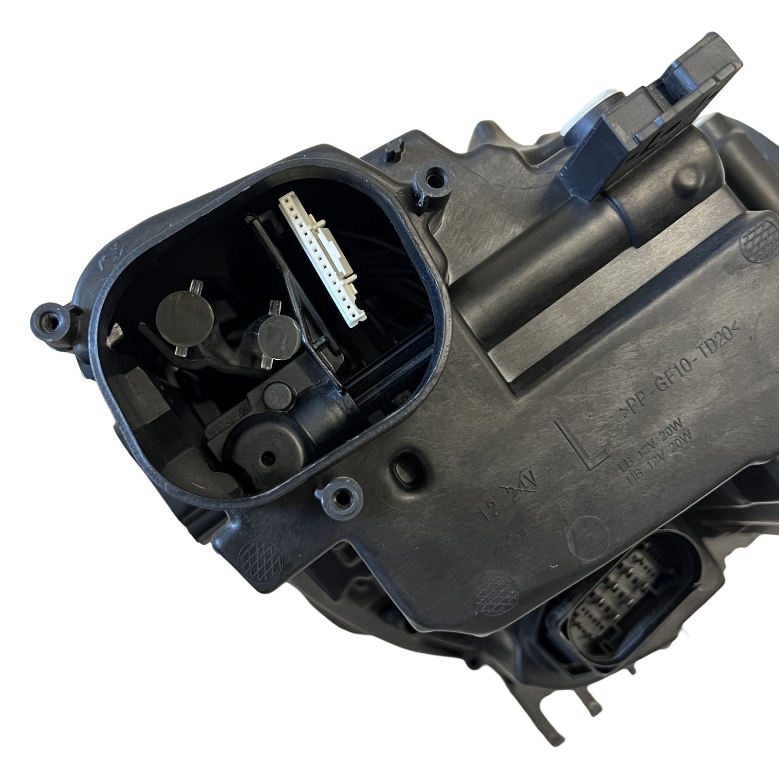 AUDI A4 B9 Left side Matrix LED headlight 8W0941783A – GERMAN PARTS