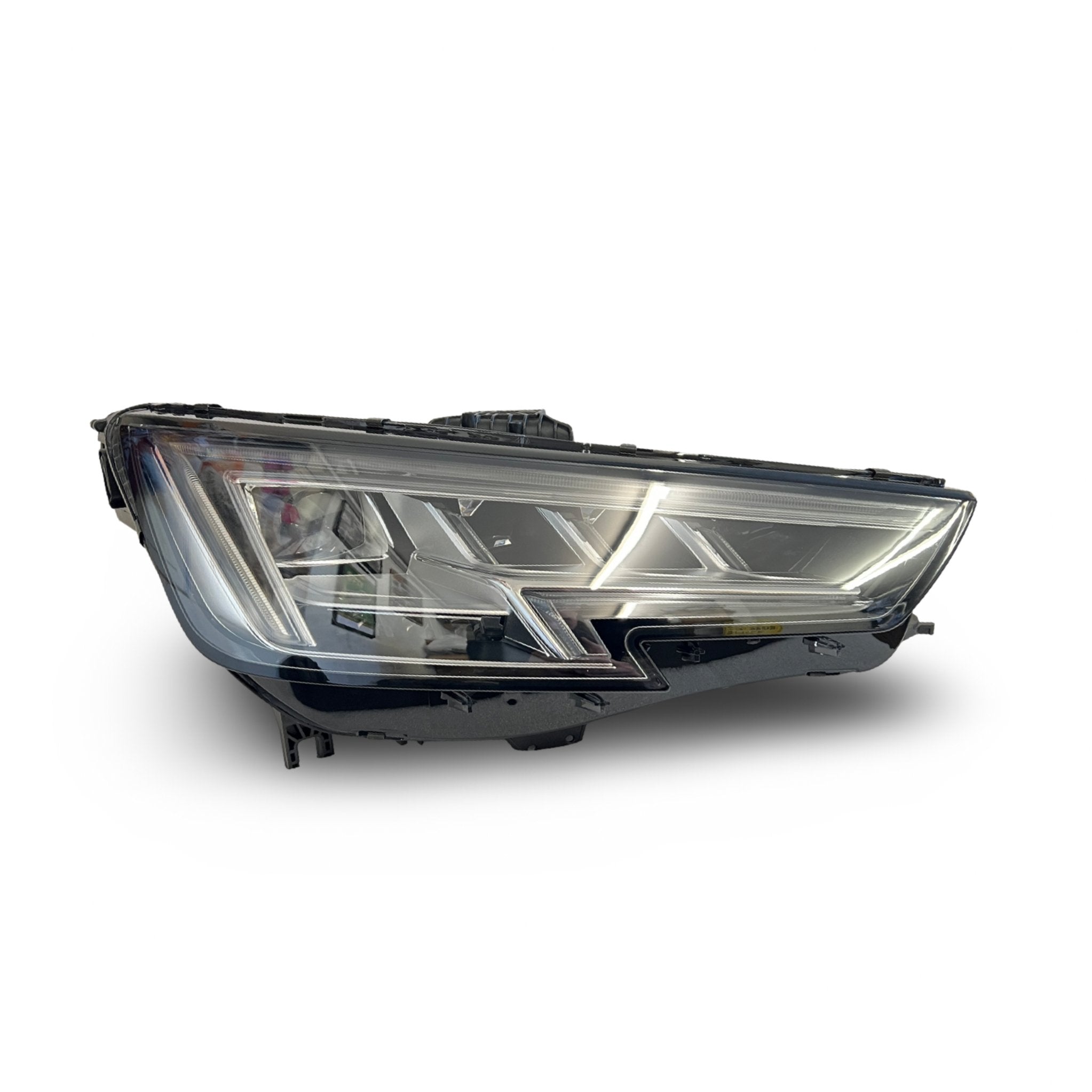 AUDI A4 B9 Right side Matrix LED headlight 8W0941784A – GERMAN PARTS