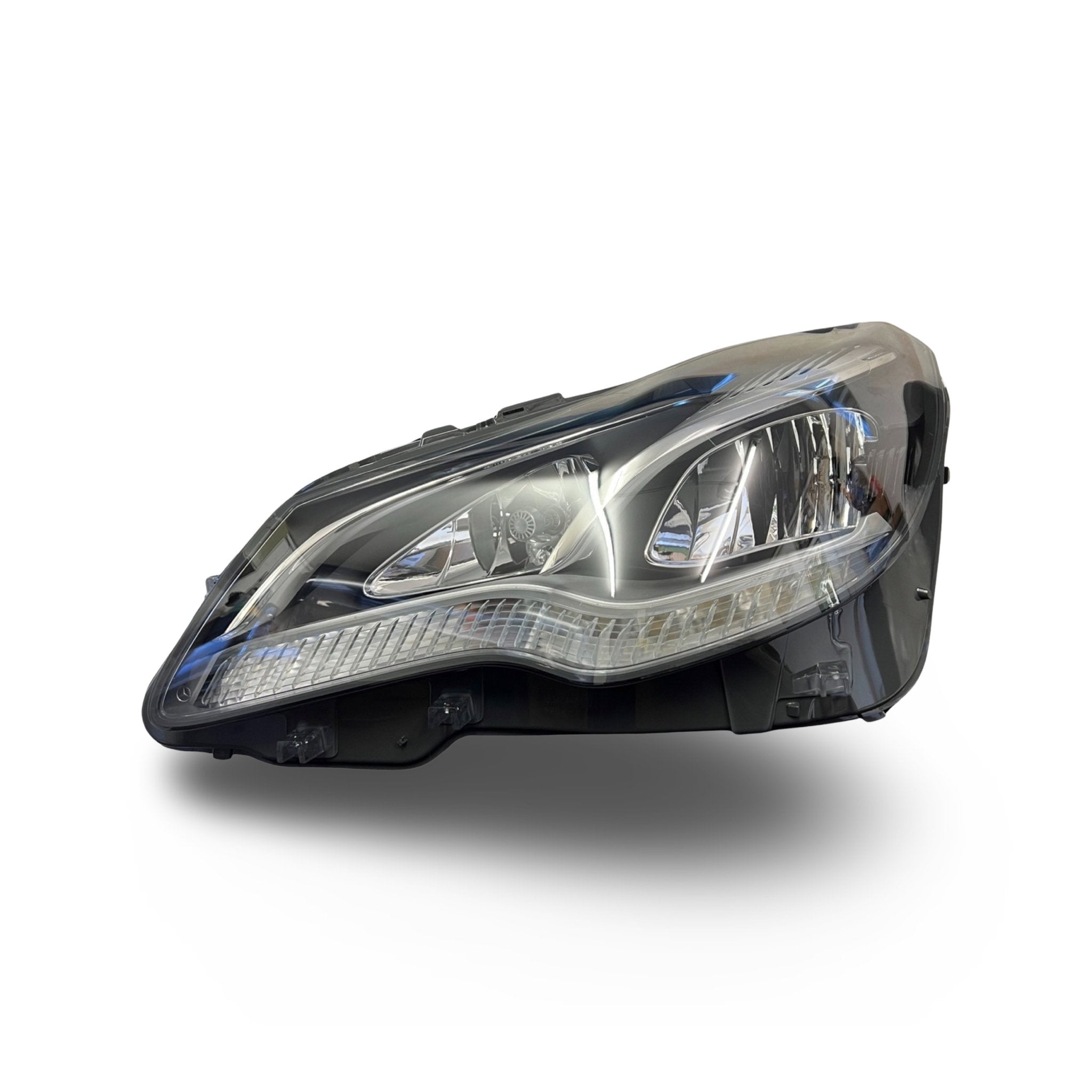 MERCEDES E CLASS W207 left headlight static LED A2078208161 – GERMAN PARTS